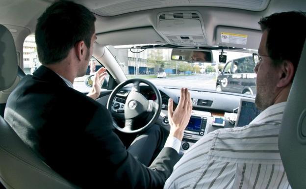 Tráfico | La DGT advierte del copiloto peligroso | Ideal