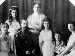 Identificados los restos óseos de los hijos del último zar ruso | Ideal