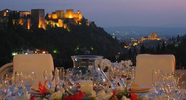 La Chumbera, el privilegio de celebrar tu boda frente a la Alhambra de ...